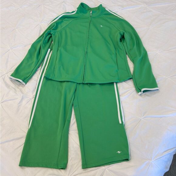 Athletic Works | Other | Vtg Athletic Works Green Activewear Coord Set ...